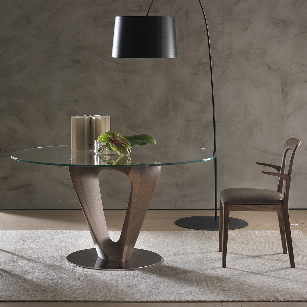 Mobius Dining Table by Pacini e Cappellini | Urban Avenue