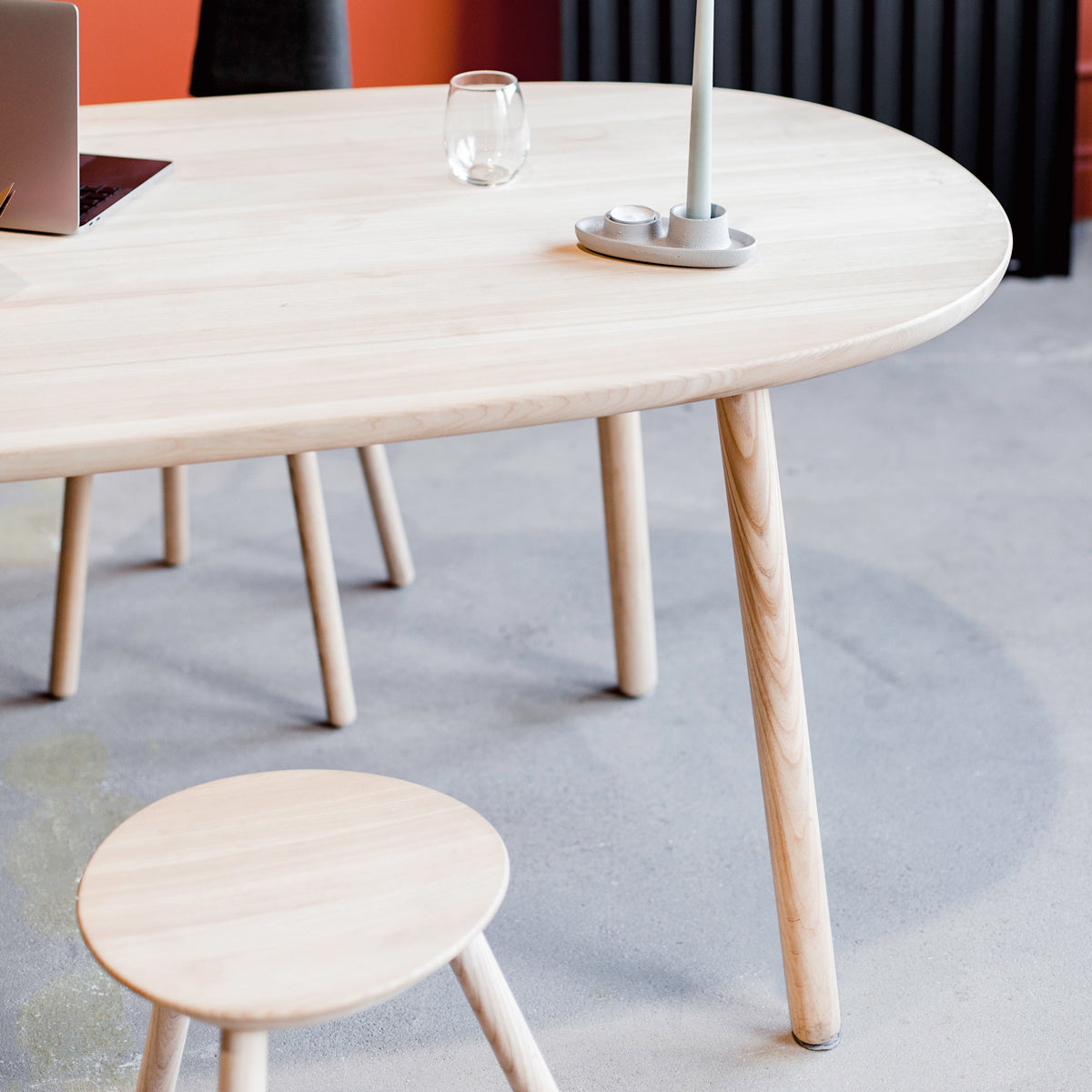 Shop the Naïve Dining Table by EMKO | Urban Avenue